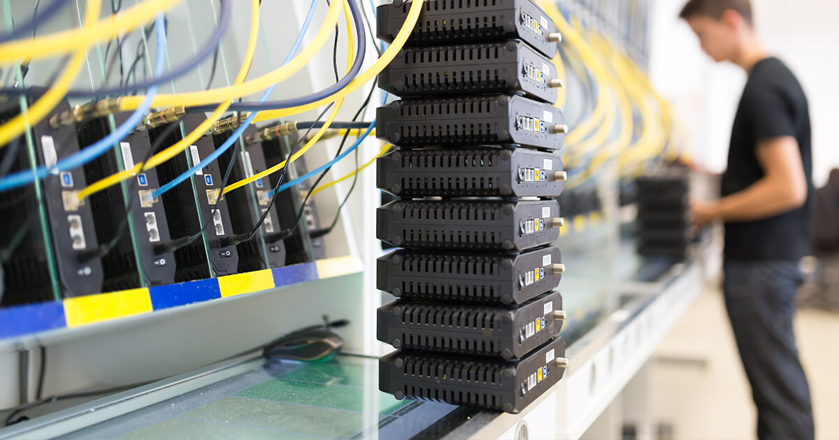 RAID 6: Definition, function, pros and cons - IONOS UK