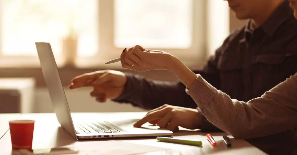 Composite Pattern: definition, UML diagram, and examples - IONOS